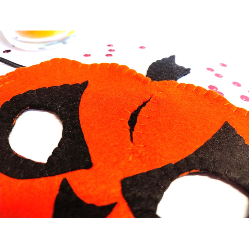 Angry Pumpkin Mask – Halloween felt mask for children and adults | Ditte.eu